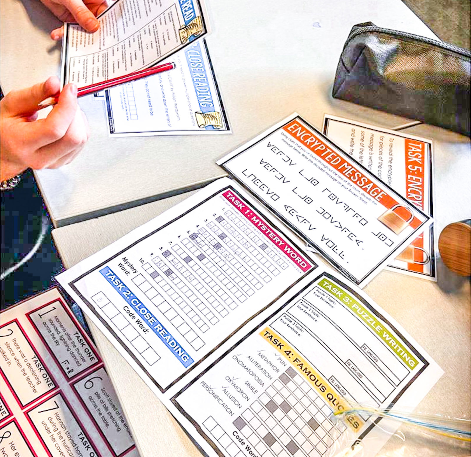 5 Ways To Build Classroom Community in Middle & High School - Presto Plans